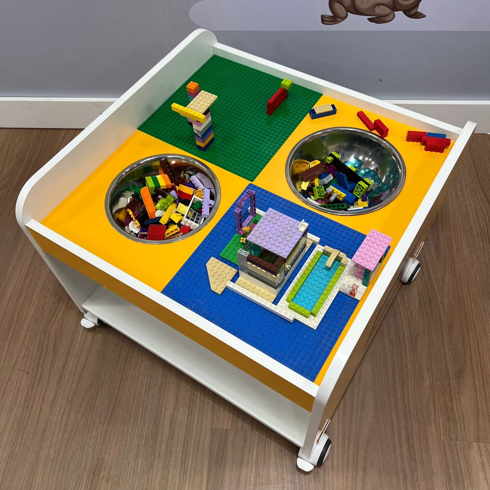 Mesa Infantil Montagem Lego Pequena Com Tema